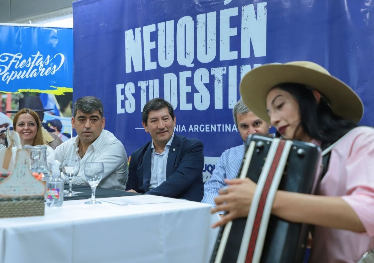 Presentaron la 28° Fiesta del Chacarero en Picún Leufú